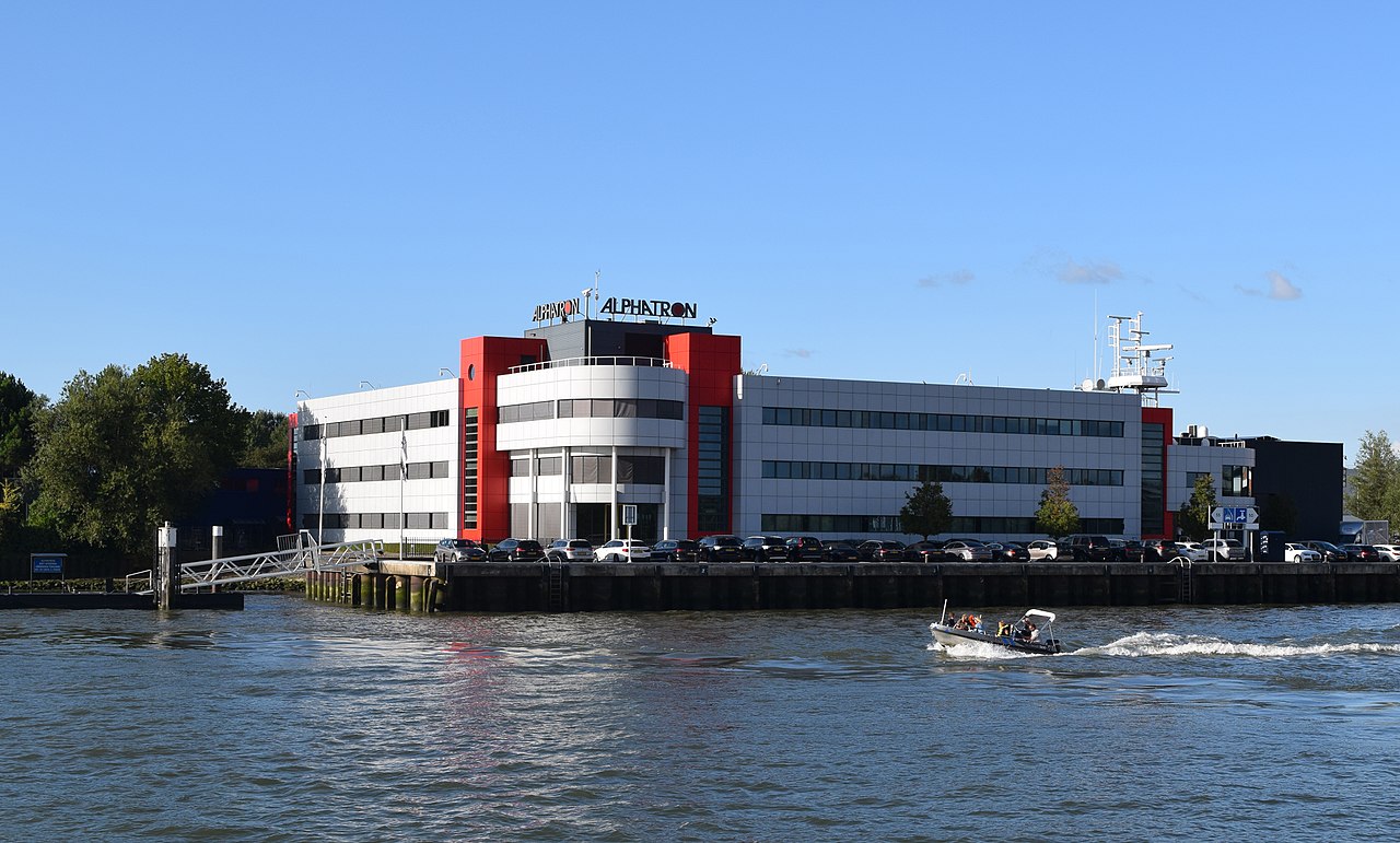 Royal Dirkzwager | Alphatron Marine